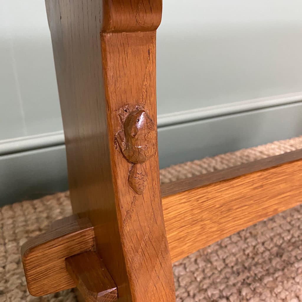 Mouseman Furniture - Antiques World