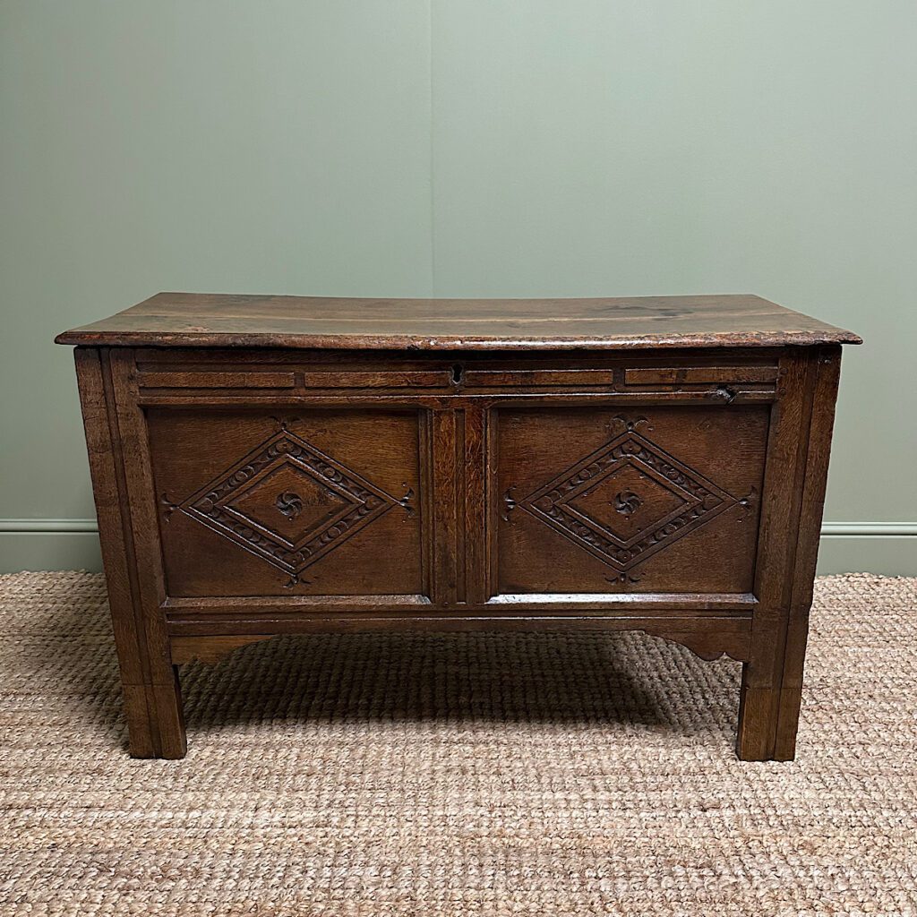 Country House Period Oak Antique Kist - Antiques World
